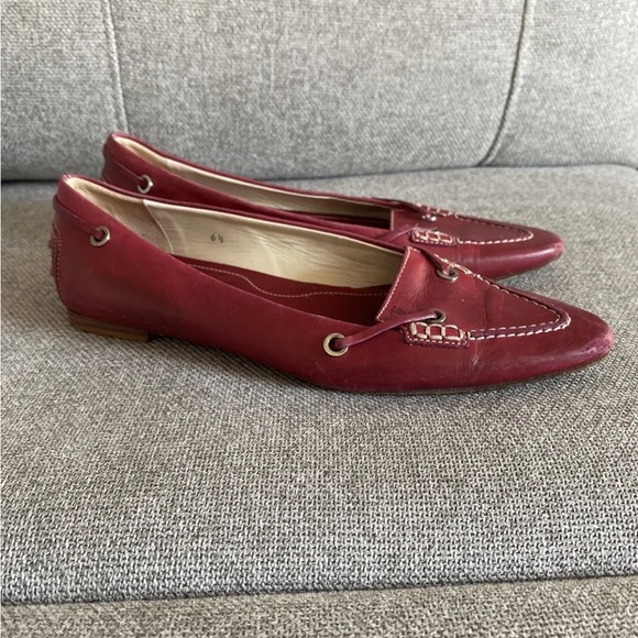 Tod's | Shoes | Tods Red Leather Driving Flats Almond Toe 65 Womens ...